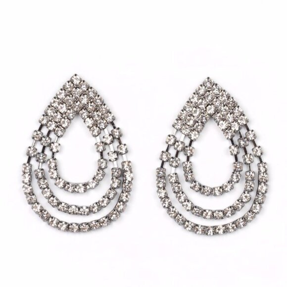paparazzi | Jewelry | Paparazzi Take A Power Stance Black | Poshmark